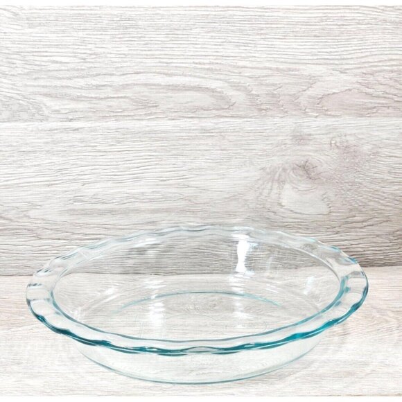 Pyrex | Kitchen | Vintage Pyrex Glass Pie Plate Baking Dish Clear Glass ...